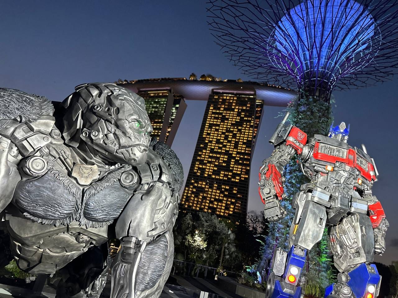 6-Metre Optimus Prime Statue Stands At Gardens By The Bay, Looks Like ...