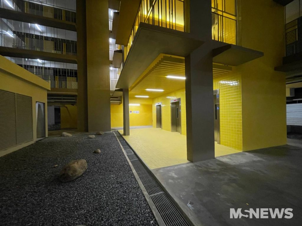 Ceiling Of 'Eerie' Red Tampines BTO Painted White, Spooky Vibes ...