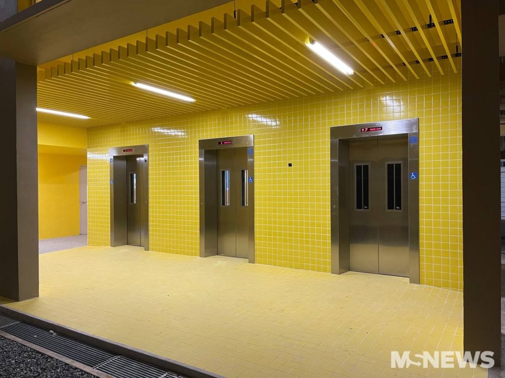 Ceiling Of 'Eerie' Red Tampines BTO Painted White, Spooky Vibes ...