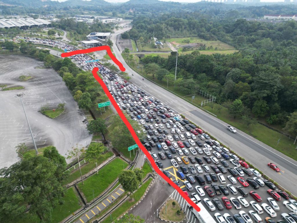 Motorists Face Massive Jam At Tuas Second Link On 2 Apr, 7-Hour Waiting ...