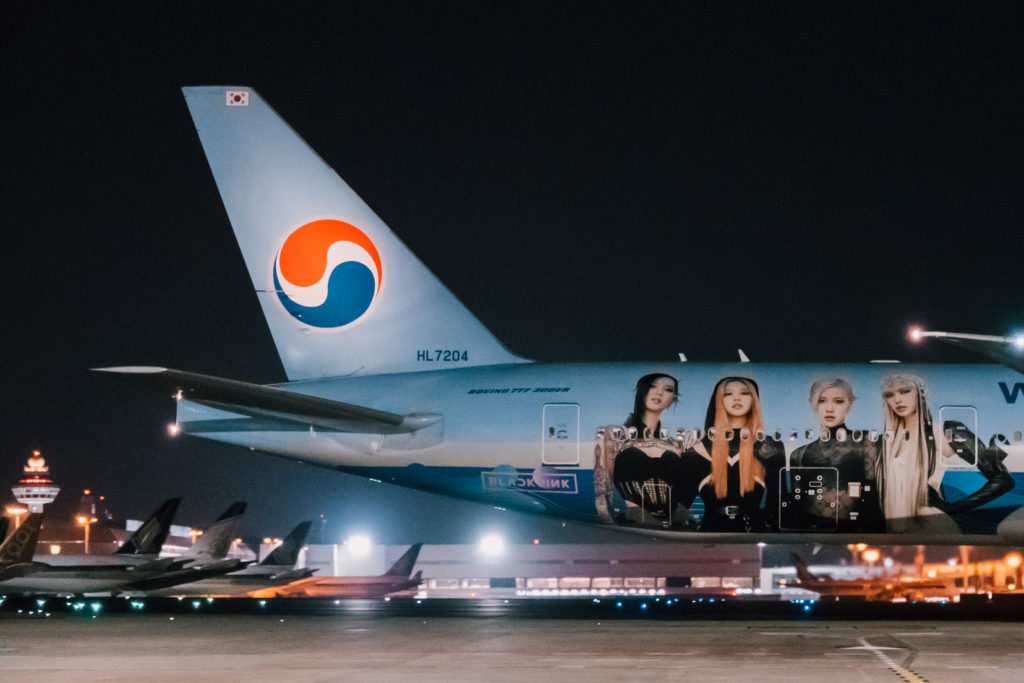 Blackpink-Themed Korean Air Plane Lands At Changi Airport, See The ...
