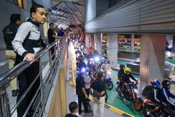 Johor Chief Minister Takes Matters Into Own Hands By Visiting ...
