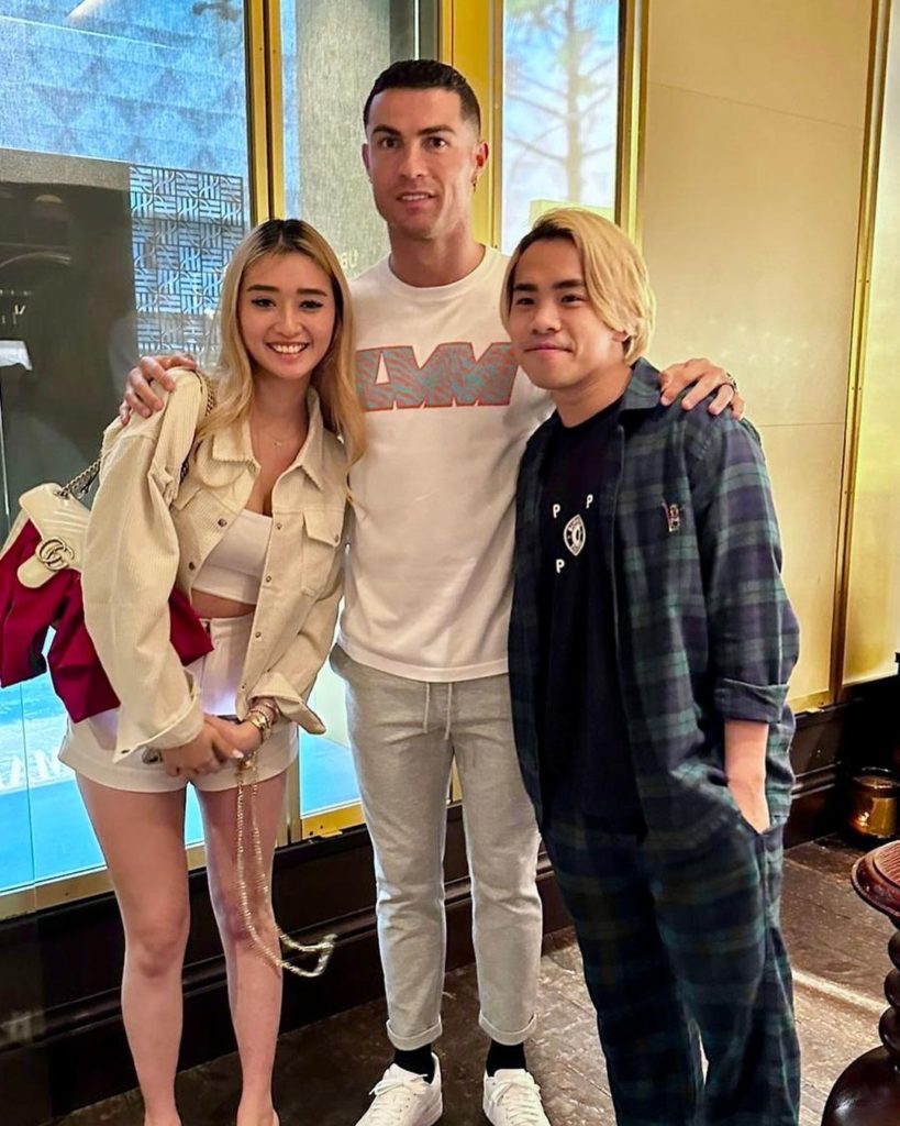 Jianhao Tan's Wife Surprises Him With Private Cristiano Ronaldo Fan ...