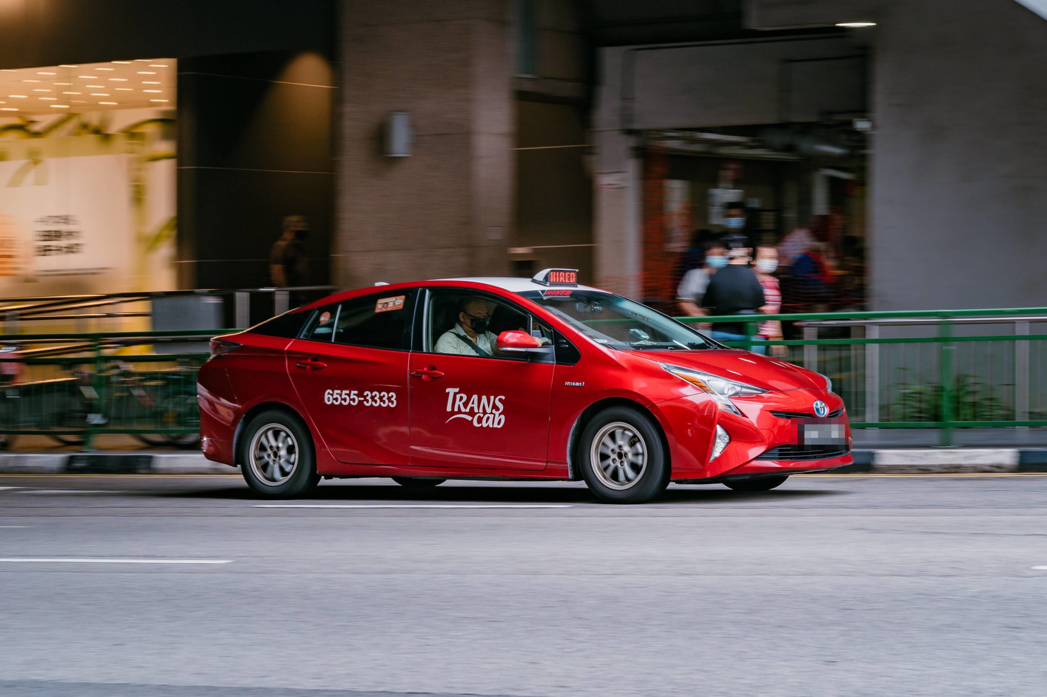 Grab Is Buying S'pore's 3rd Largest Taxi Company Trans-Cab For Reportedly S$100 Million