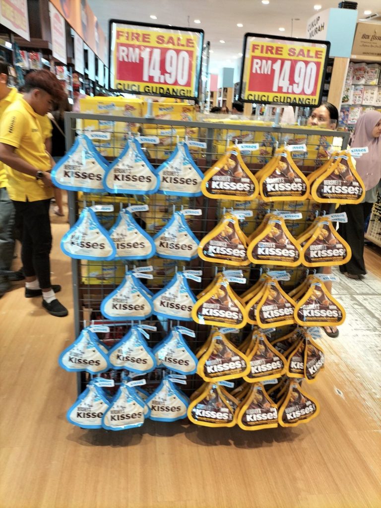 S'pore Chain Value Dollar Shop Opens 1st Outlet In JB, M'sians Say ...