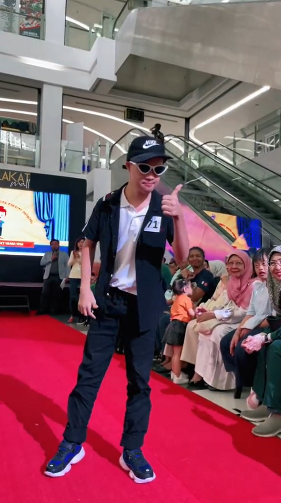 M'sia Mall Holds Fashion Show For Children With Down Syndrome, Families ...