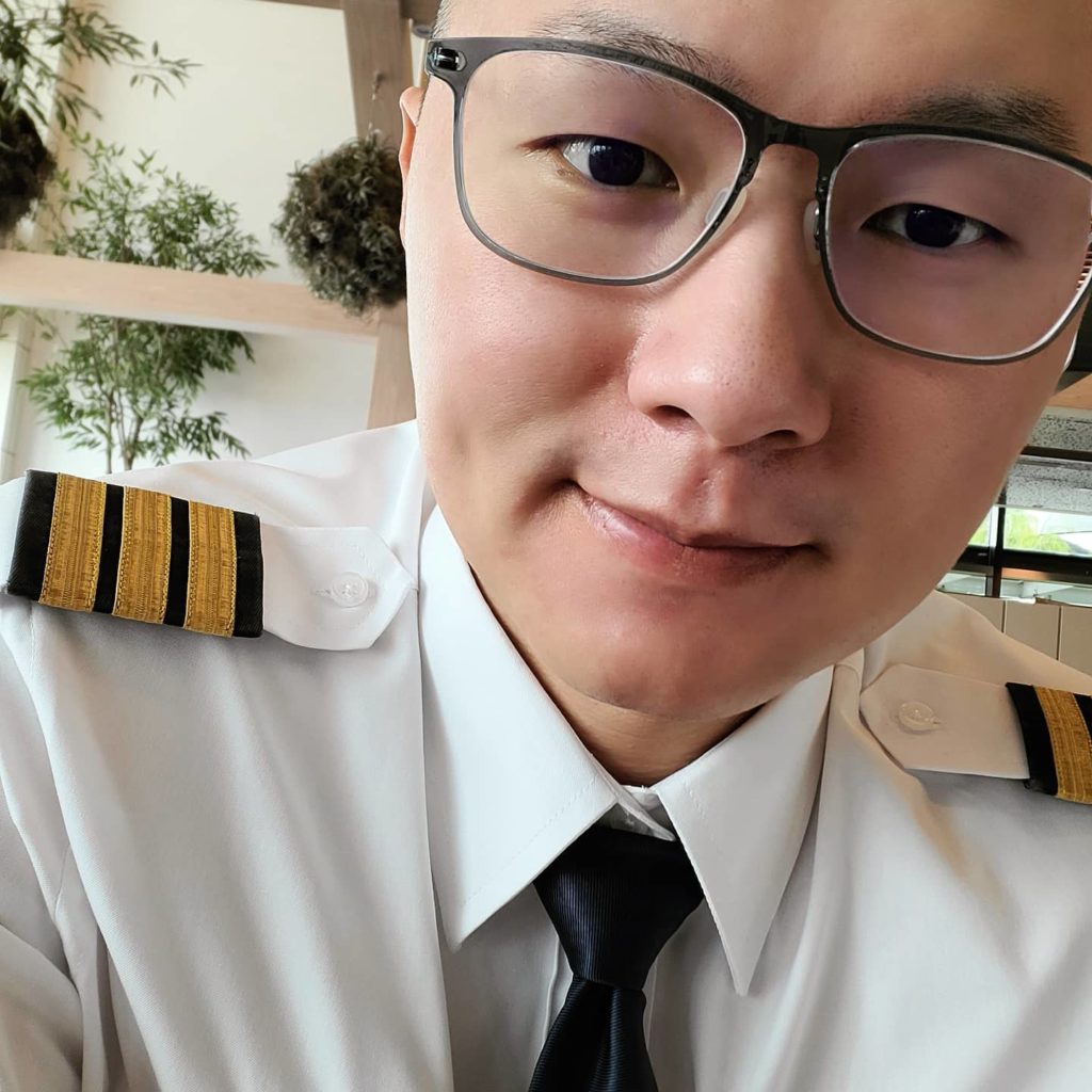 Ex-Mediacorp Actor Jerry Yeo Is Now A Scoot Pilot, It's His Dream Job ...