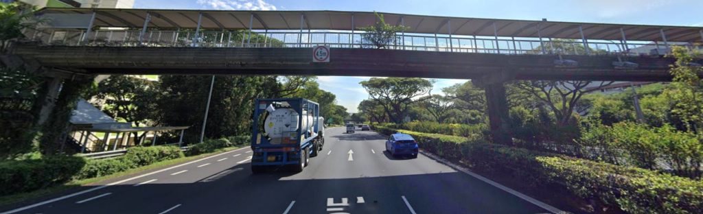 63-Year-Old Cleaner Climbs 132 Steps On Bedok Overhead Bridge For Work ...
