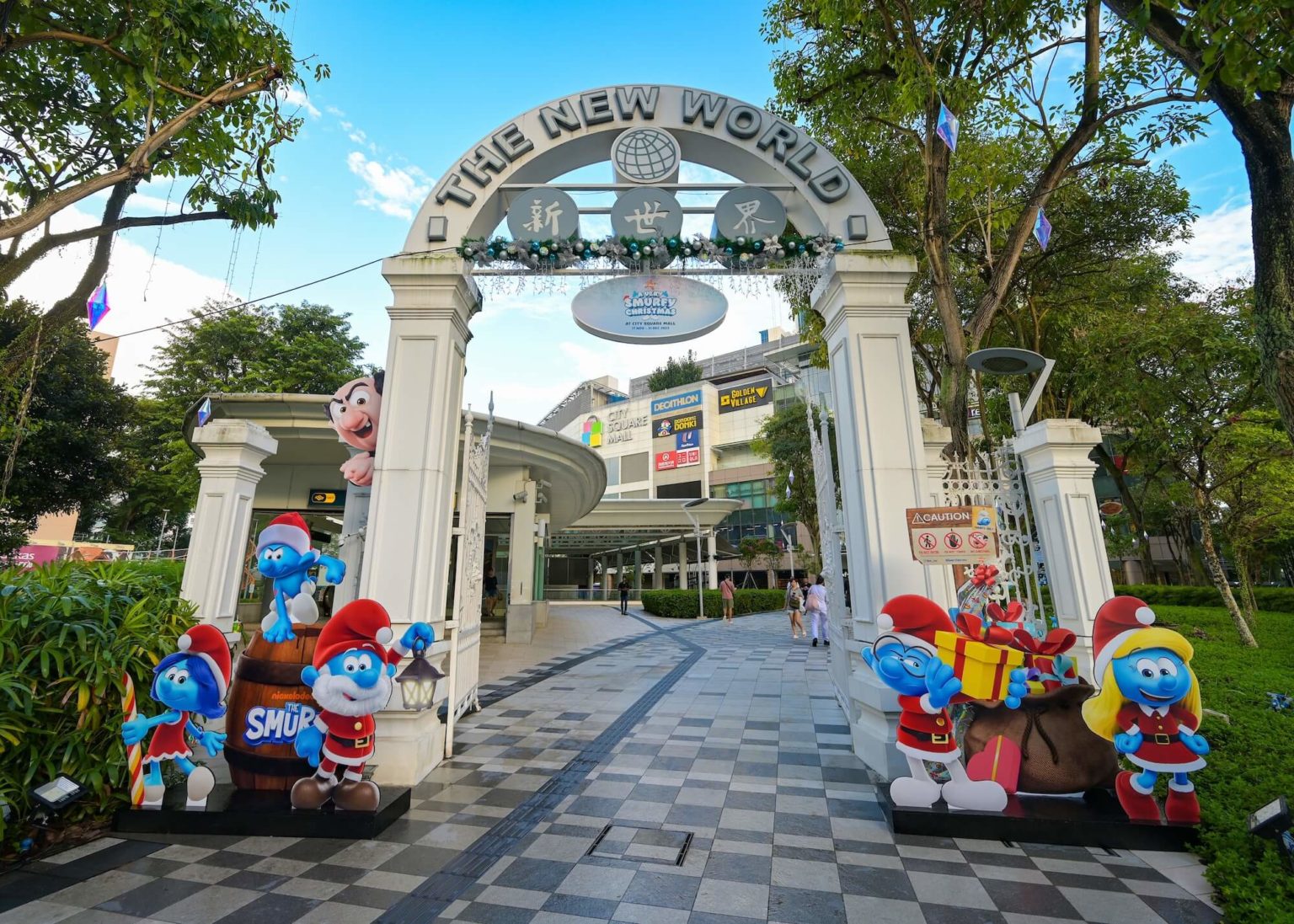 City Square Mall Has Hundreds Of Smurfs On Display, Count Them & Win S ...