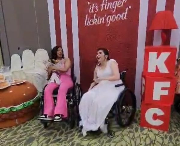 S'pore Couple Serves KFC During Wedding Banquet, Both Bride & Groom ...