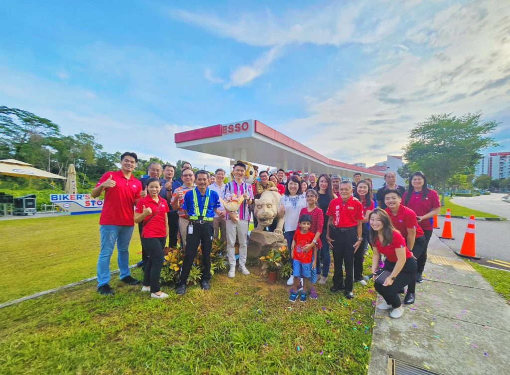 Esso Tiger Statue Returns To Tampines, Continues 30-Year History At ...