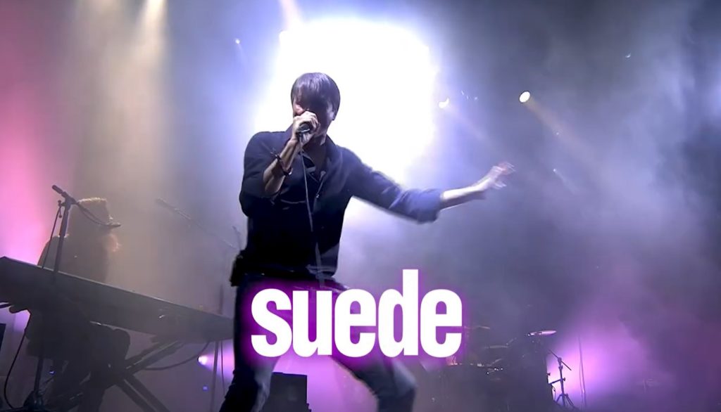 Suede Singer Snatches Phones From Audience During S'pore Concert ...