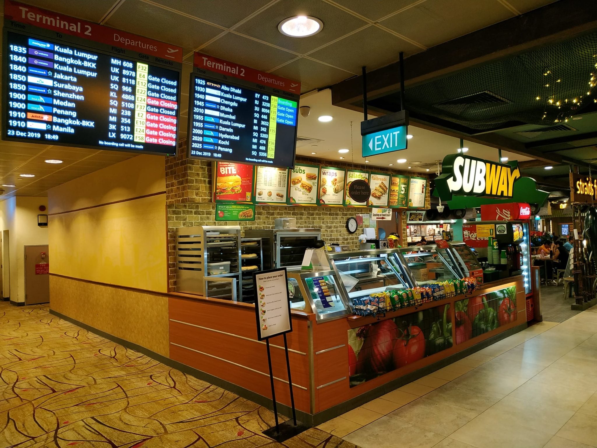 Changi Airport T2 Has 19 24-Hour Food & Drink Options For Supper ...