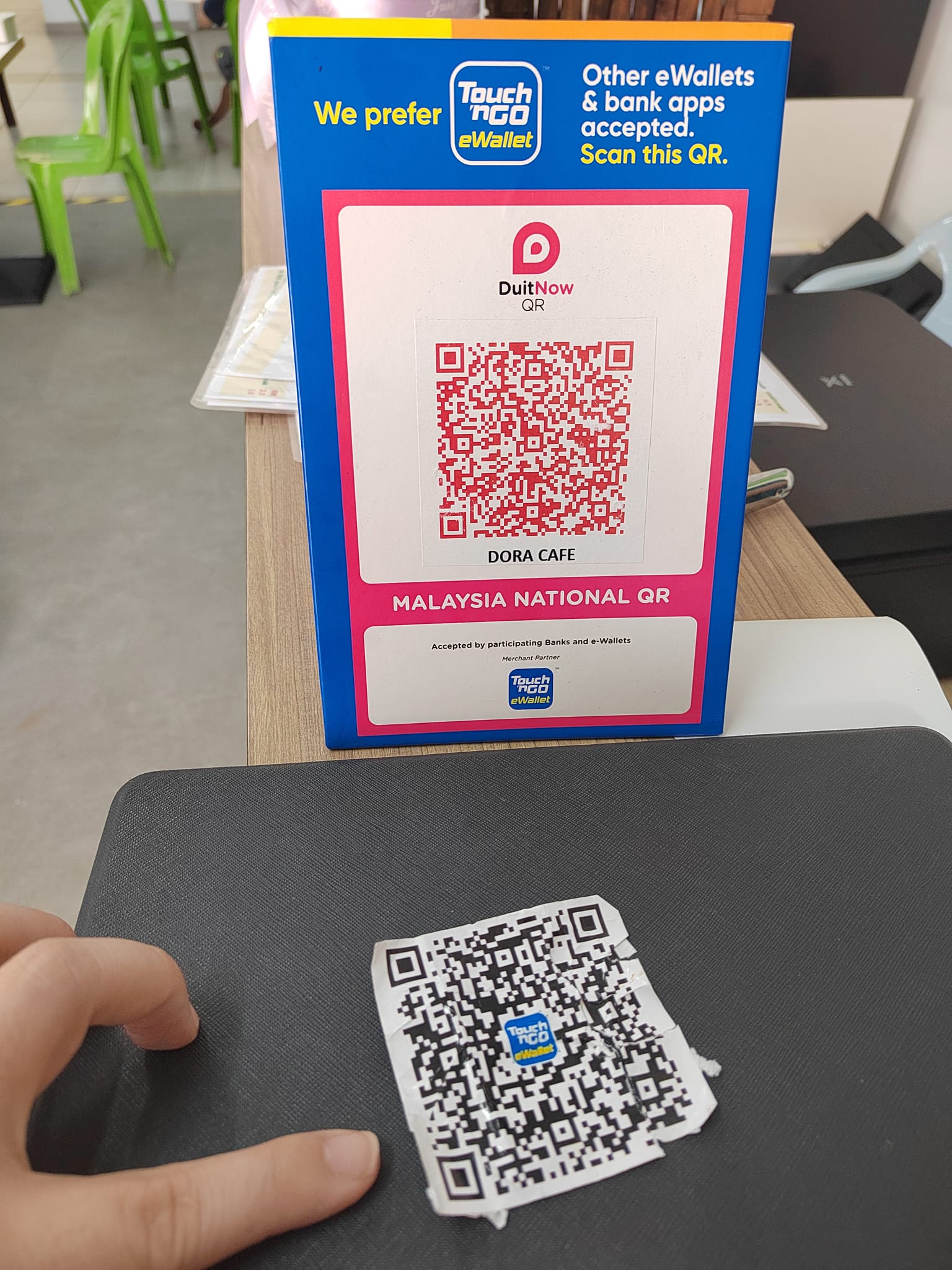 Scammer Replaces M'sia Restaurant's Payment QR Code With His Own ...