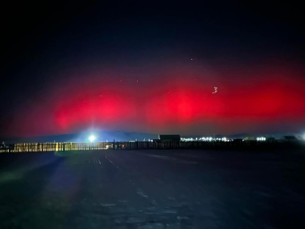 Red Aurora Seen In Japan & China, Rare Phenomenon Due To Explosion On ...