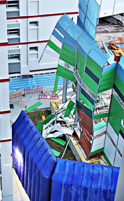 Noise Barrier Panel Collapses At MRT Construction Site In Pasir Ris ...