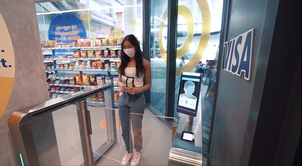 7-Eleven Opens 1st Fully Unmanned Self-Checkout Store In S'pore At ...