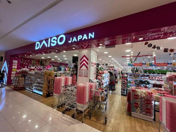 Daiso founder Hirotake Yano dies from heart failure aged 80, he started ...