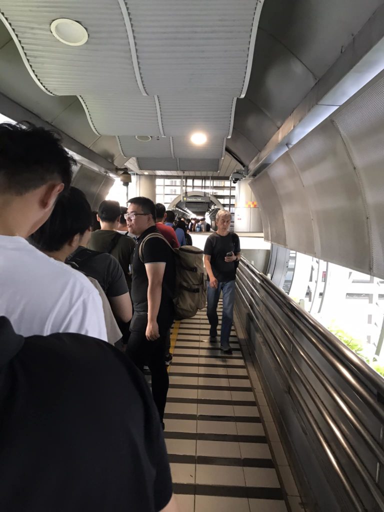 S’pore checkpoints see massive jams before Good Friday long weekend ...