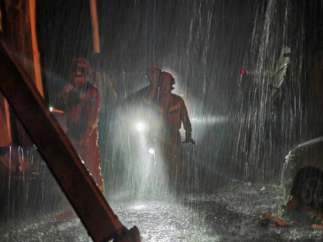 Tornado devastates Guangzhou, leaves at least 5 dead, 33 injured & over ...