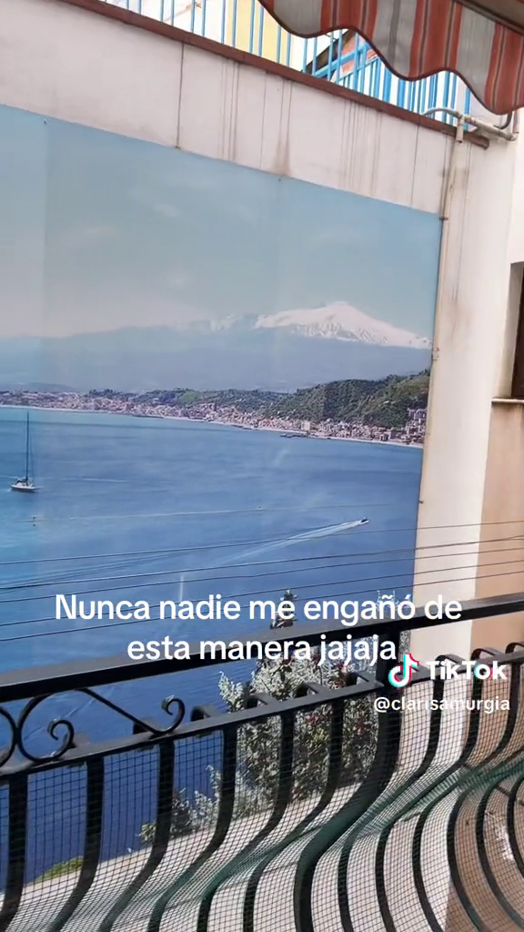 Woman gets room with killer view of ocean in Italy, turns out it was a ...