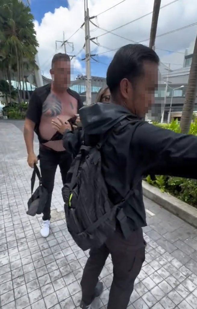 Chinese woman & Caucasian man get into physical confrontation in Phuket ...