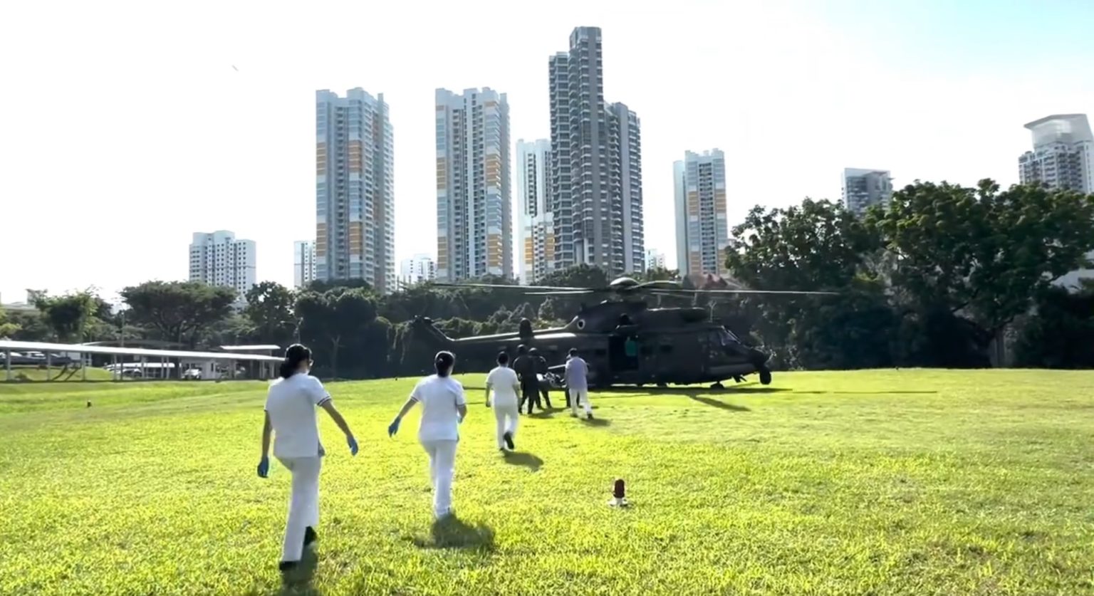RSAF 24/7 rescue squad evacuates civilian contractor from Pulau Tekong ...