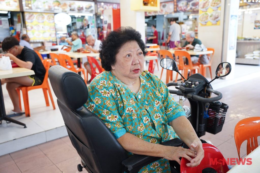 An exclusive chat with elderly lady who went viral for PMA in mall, she ...