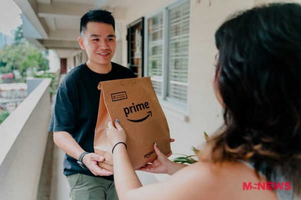 Amazon Flex Delivery Partners: Lesley Yong & Nicholas Lim