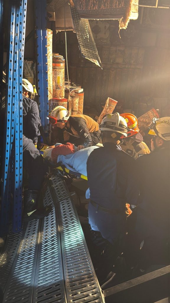 2 children & 1 adult rescued after Toa Payoh warehouse floor collapses ...