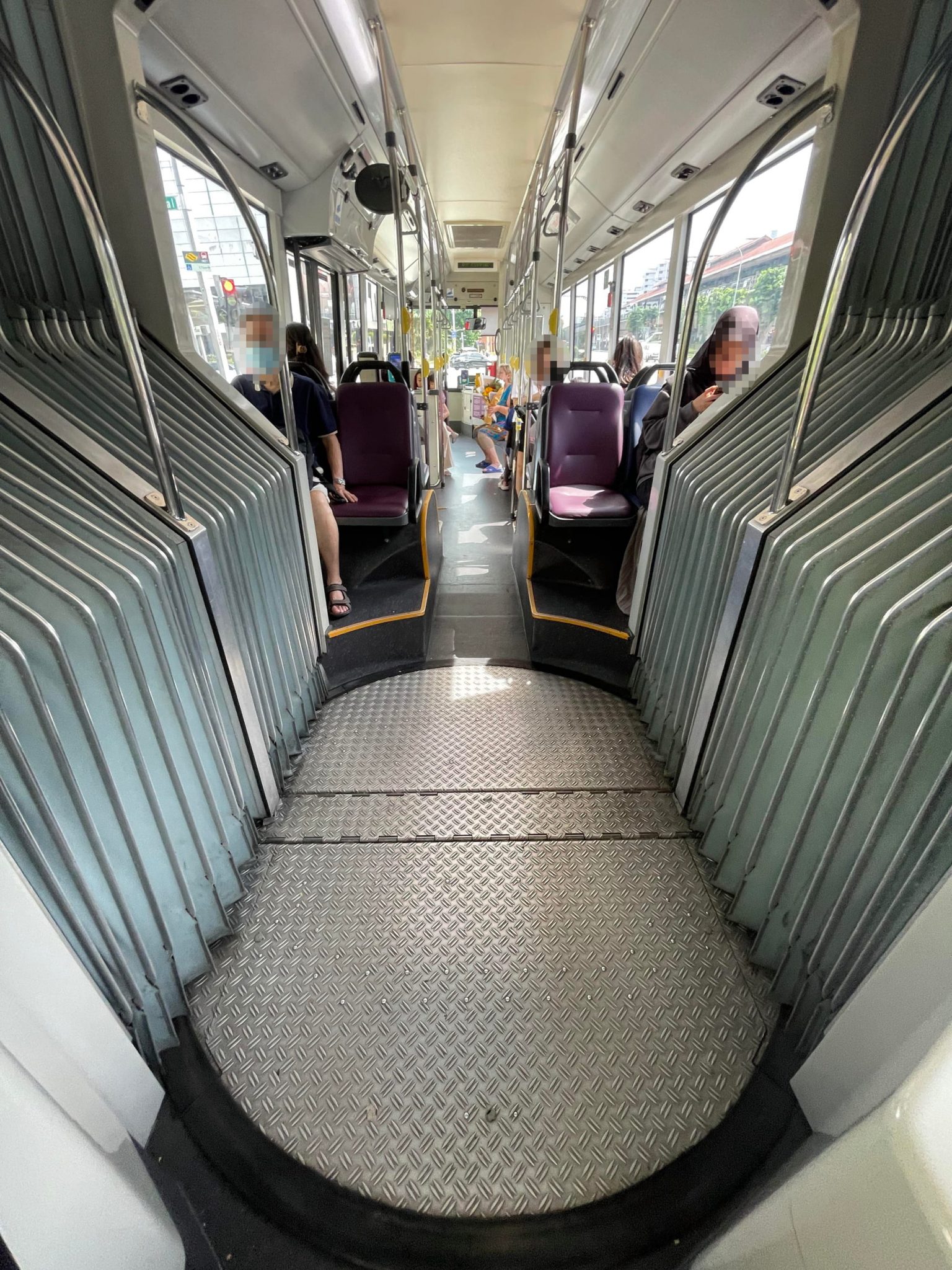 Father fulfils son's dream of riding 'rare' bendy bus in Yishun ...