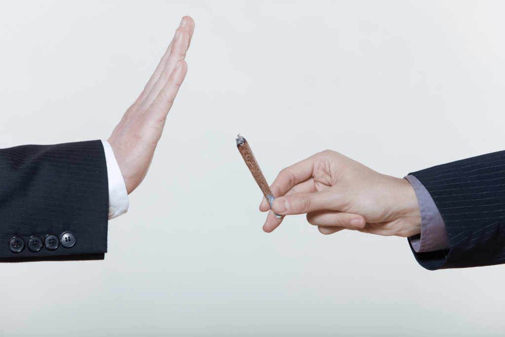 Poll shows that 98% think everyone can resist drugs
