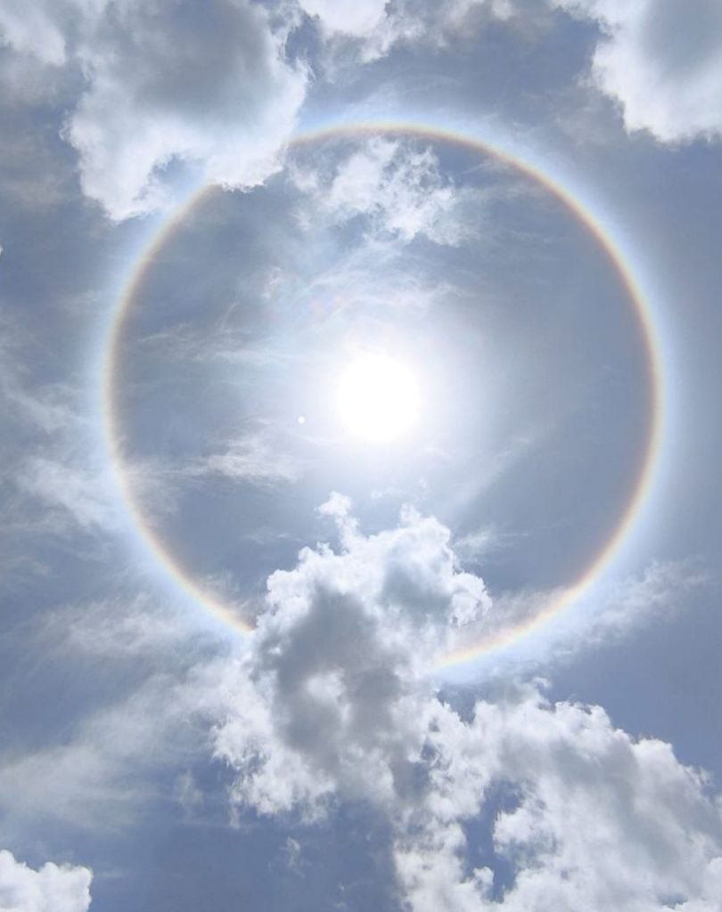 Stunning sun halo appears over S'pore sky, first sighting in nearly ...