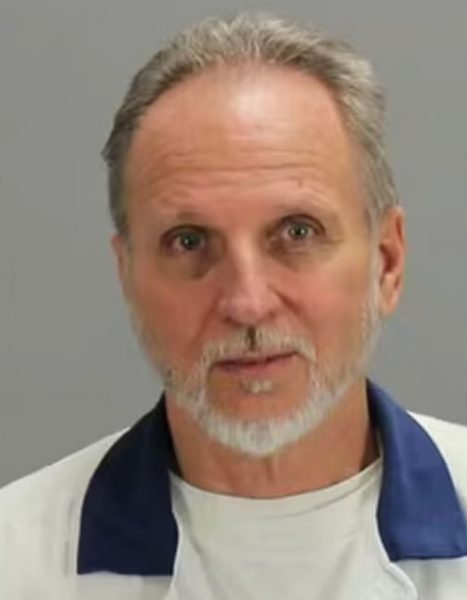 US jail locks down for 12 hours after convicted killer goes missing ...