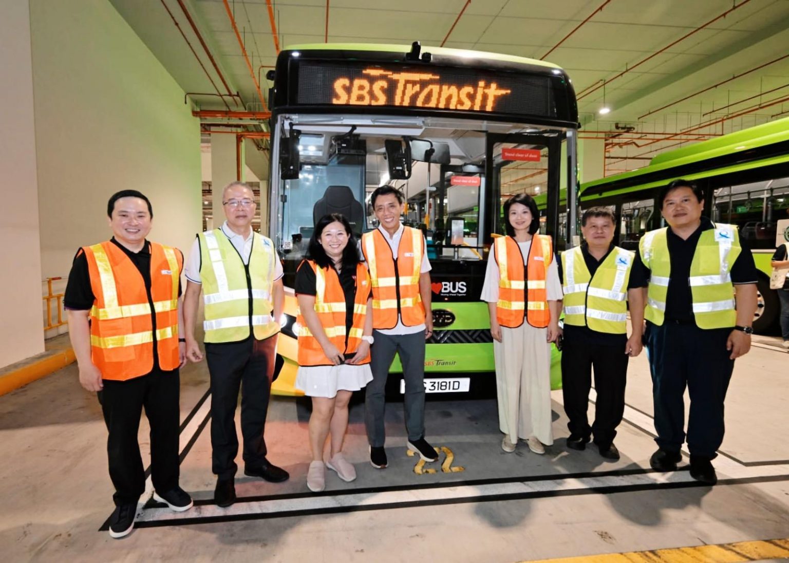 Jeffrey Siow, Sun Xueling & Yeo Wan Ling visit Sengkang West Bus Depot ...