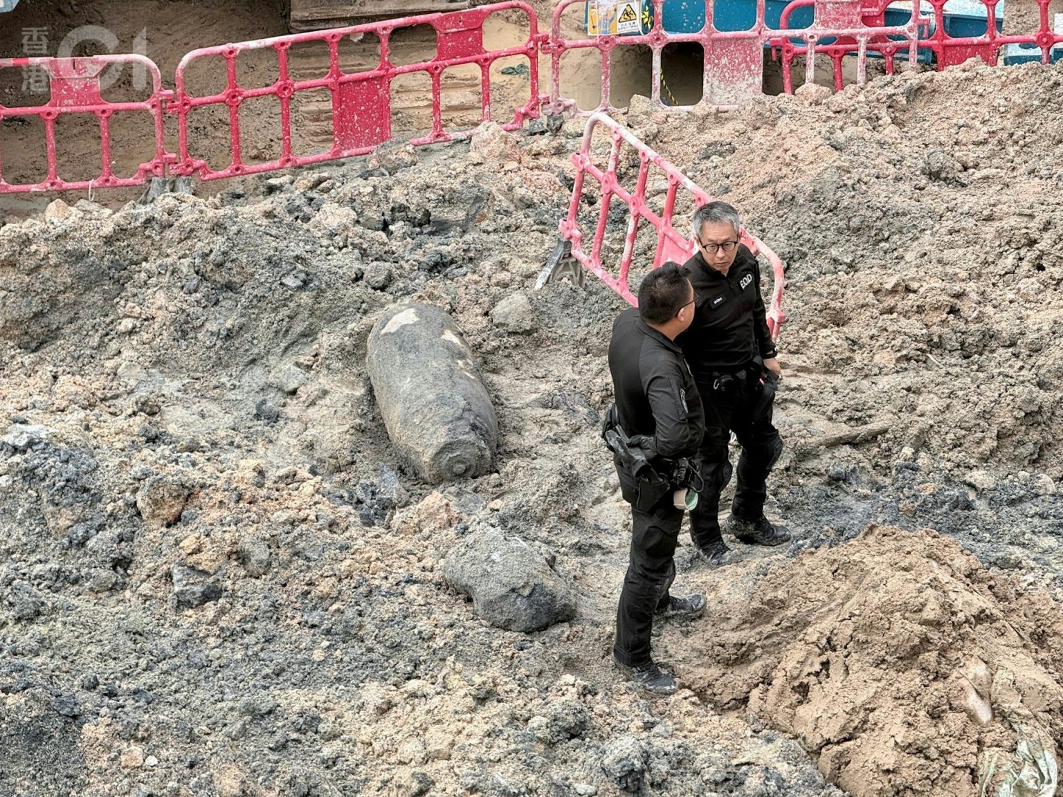 6,000 people evacuated after wartime bomb found in Hong Kong, device ...