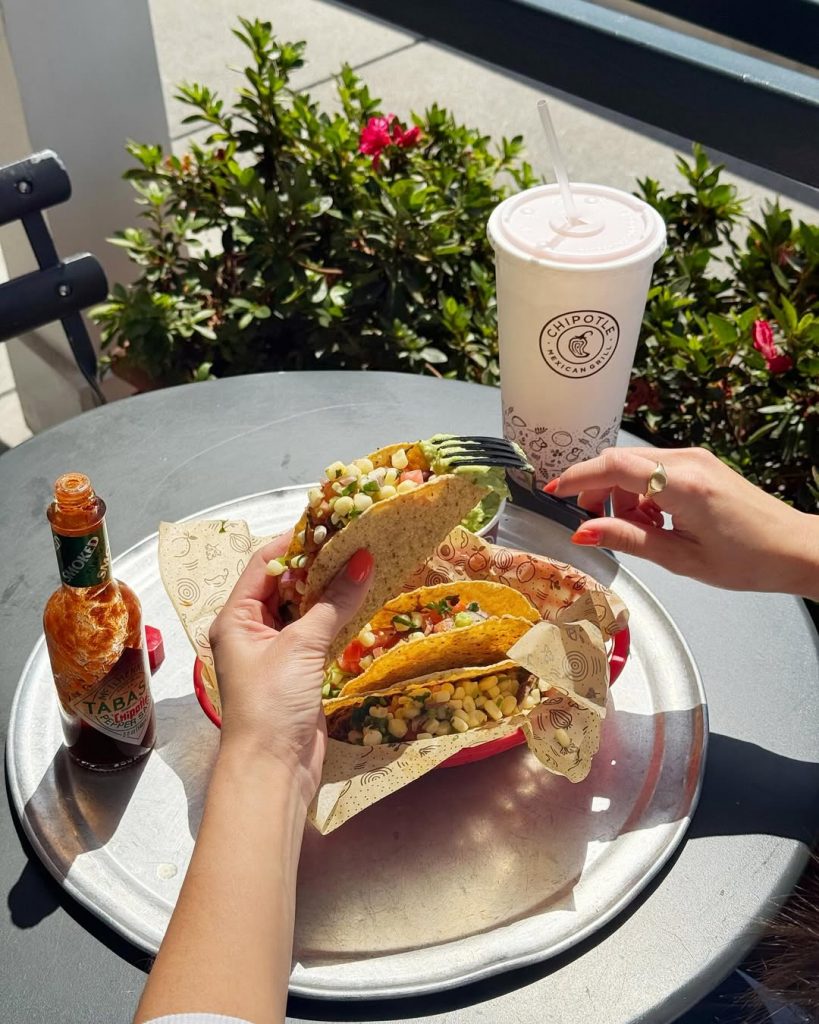 US fast-casual chain Chipotle to open first restaurants in S'pore ...