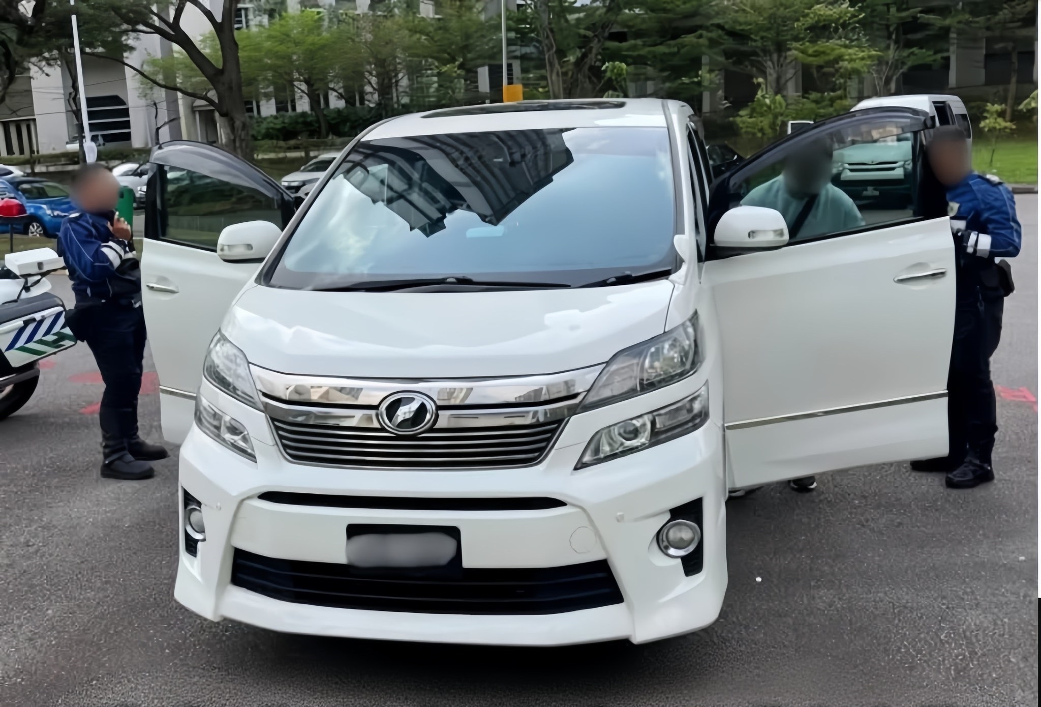 M’sian PHV association calls for ban on S'pore PHVs entering M'sia, warns of 'growing discontent'