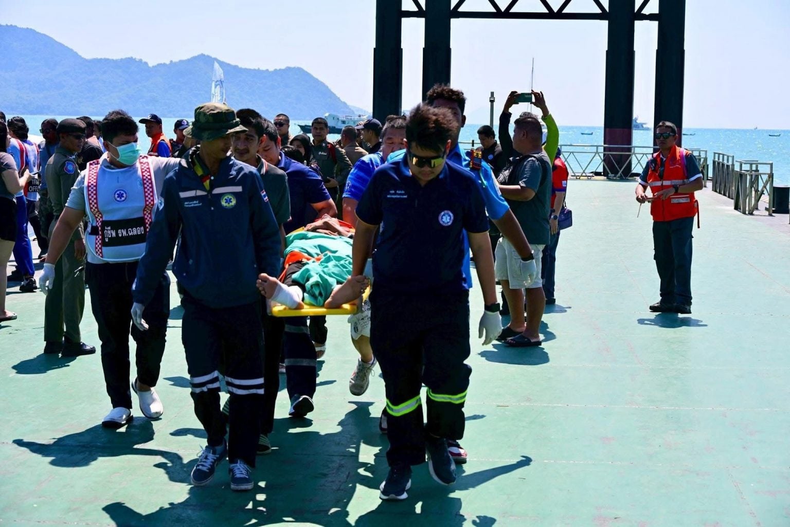 1 dead & 11 injured after speedboat collides with fishing boat in ...