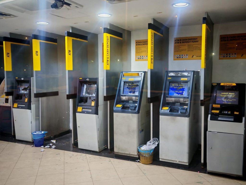 M'sian man arrested after smashing ATMs at multiple bank branches ...