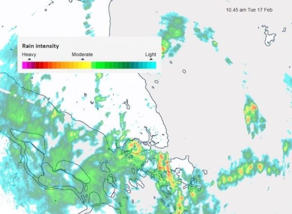 Newton temperature drops to 21.8°C on 17 Feb as rain falls across S ...