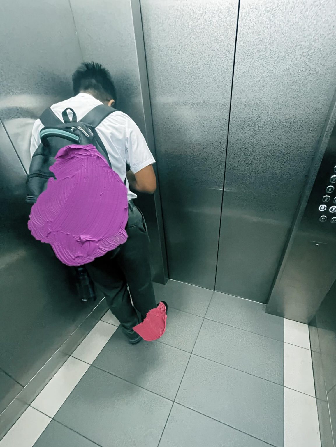 Boy in M'sia hides food in lift during Ramadan out of respect for ...